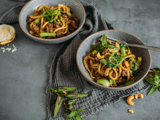 Udon-Beef-Bowl von SevenCooks