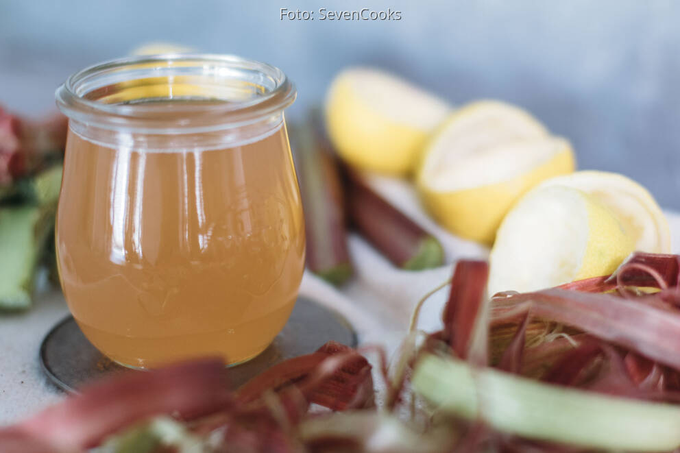 Rhabarber-Sirup von SevenCooks