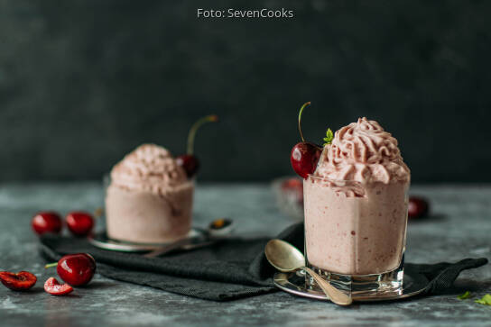 Softeis mit Kirschen von SevenCooks